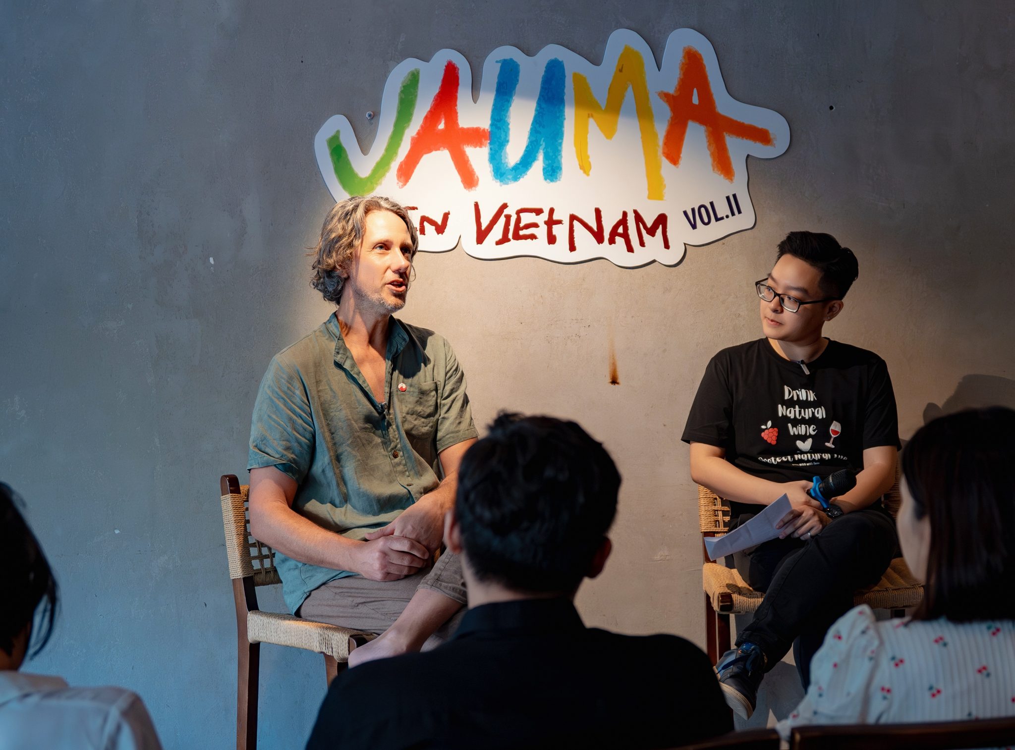 GẶP “KẺ LẬP DỊ” ĐÃ THAY ĐỔI THẾ GIỚI RƯỢU VANG - JAMES ERSKINE - Phuong ...